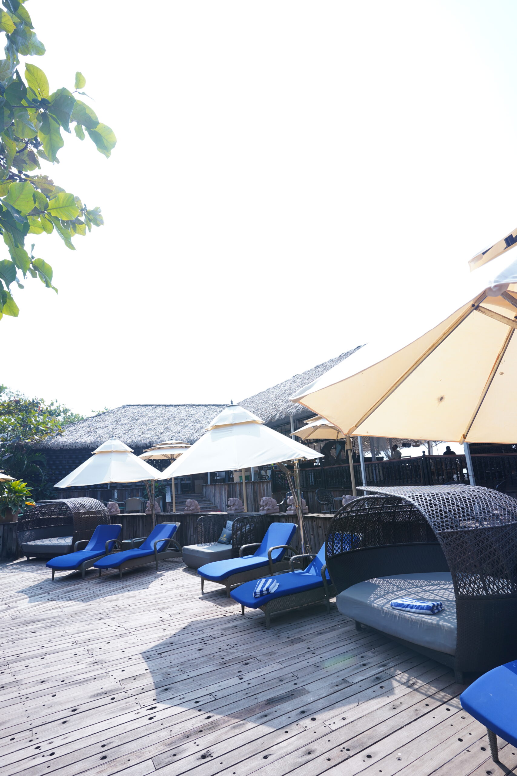 Home - Farzi Beach